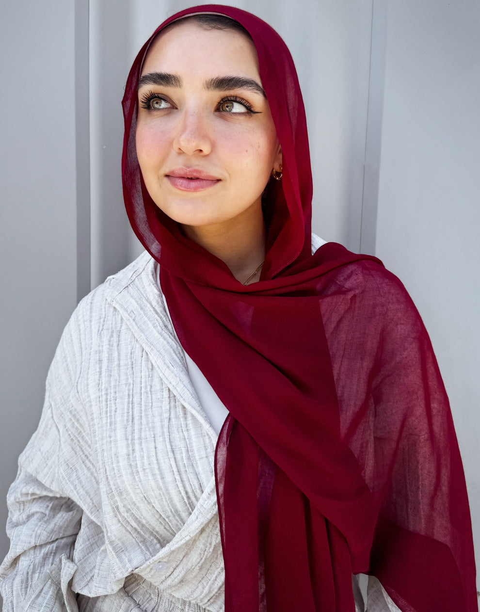 Plain cherry red – Ritzy Scarves